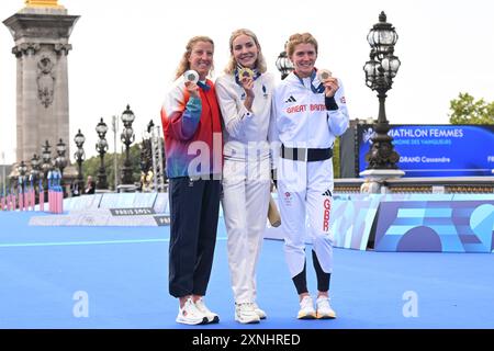 Julie Derron (SUI) Silver medal, Cassandre Beaugrand (France) Gold ...
