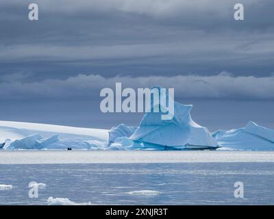 Pinnacle iceberg, Pleneau Bay Antarctica Stock Photo - Alamy