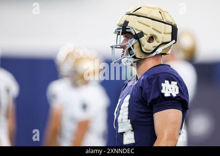 Notre Dame linebacker Jack Kiser runs a drill at the NFL football ...