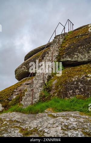 The stairs up to Blackingstone Rock between Bridford and ...