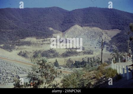 The Spillway at Blowering Dam on the Tumut river. Snowy Mountains ...