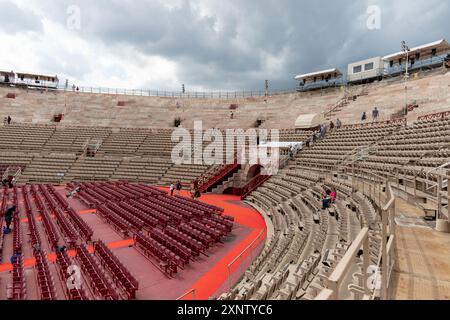 The Interior of the Roman Amphitheatre In Verona Italy Stock Photo - Alamy