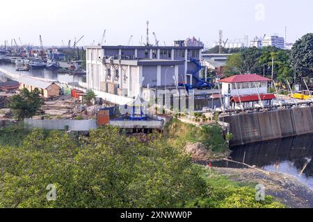 4 July 2017, Jakarta, Indonesia: A water dam is seen at Museum Bahari ...