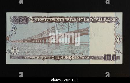 Bangladesh hundred taka banknote with a portrait of National martyrs ...