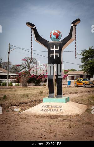 Statue symbolizing freedom and resilience on Kunta Kinteh Island in ...