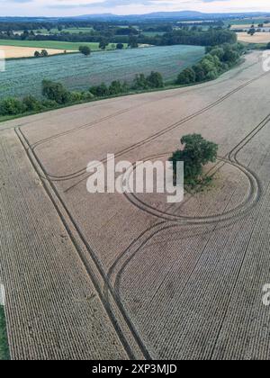 Arable farmland on the Staffordshire, Shropshire border near Pattingham ...