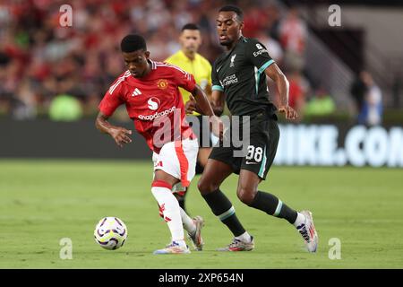 Manchester United midfielder Amad Diallo (16) scores a GOAL 2-2 and ...