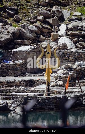 July25th2024, Himachal Pradesh, India. Religious red cloths (chunri ...