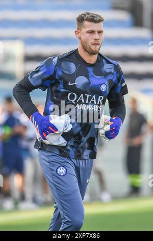 Josep Martinez of FC Internazionale in action during the Serie A ...