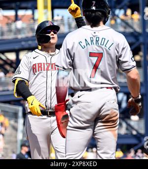 Arizona Diamondbacks shortstop Geraldo Perdomo (2) and Minnesota Twins ...