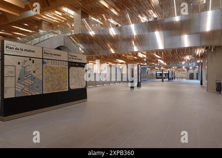 Paris, Metro M14 Station St-Denis Pleyel, Architekt Kengo Kuma, 2024 ...