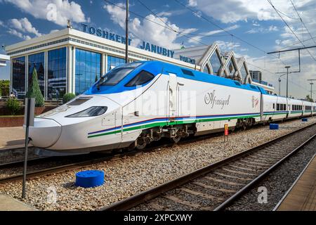 Afrosiyob, High Speed Train, Uzbekistan Railway, Tashkent, Uzbekistan ...