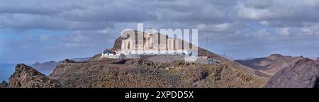 Wide building and the Panoramic Tower of La Duchère, Lyon, Rhône ...