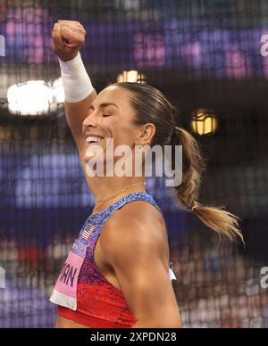 Valarie Allman of the United States reacts after her final throw in the ...