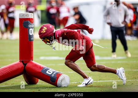 Washington Commanders corner back Nick Whiteside II (37) participating ...