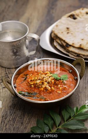 Matki usal (sprouted moth bean curry), Indian Maharashtrian cuisine ...