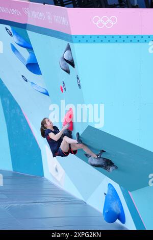 Great Britain's Erin McNeice during the Women's Boulder & Lead ...