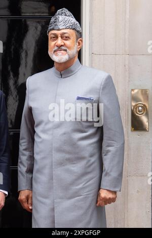 Sultan Haitham bin Tariq of Oman attends a ceremony at the National ...