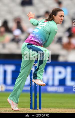 Mady Villiers of Oval Invincibles Women during The Hundred between Oval ...