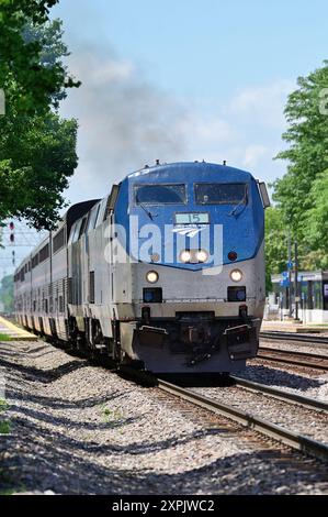 Amtrak signal bridge Stock Photo - Alamy