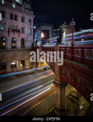 Bus Trails at Holborn Viaduct Stock Photo - Alamy