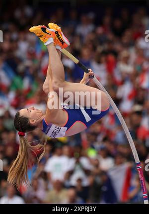 Ninon Chapelle of France Women's Pole Vault during the European ...