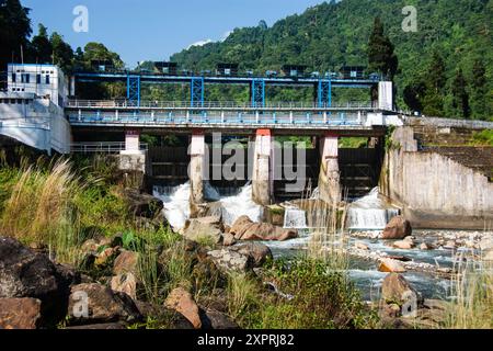 Bindu lies in the Indo-Bhutan border, India's second oldest dam is ...