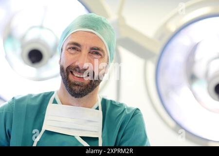 Surgery, Operating room, Hospital, Spain Stock Photo - Alamy