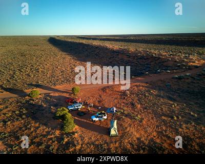 Campers on the French Line, and parallel dunes, Simpson Desert, outback ...
