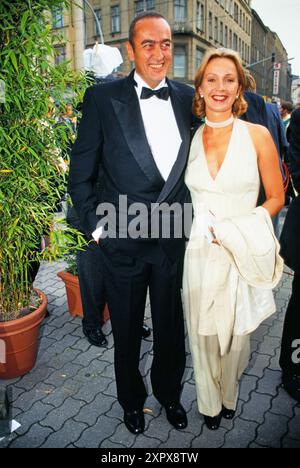 Filmproduzent Bernd Eichinger mit Partnerin, Schauspielerin Katja Flint ...