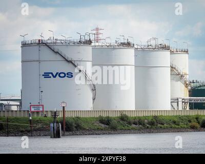 Hamburg, Germany. 31st Aug, 2023. A radar tower sprayed with graffiti ...