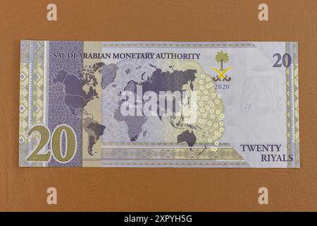 Saudi Arabia 20 riyal olive green and gray color banknote features King ...