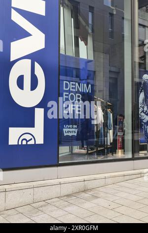 Levi's flagship store entrance window in Milan close to Corso Como ...
