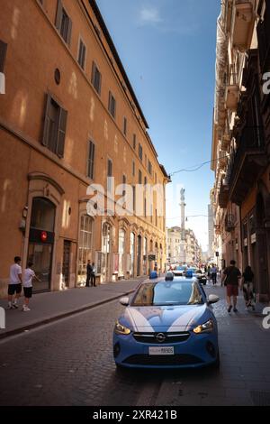 Italian police car. The Polizia di Stato is one of the national police ...