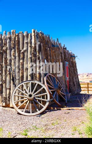 Exterior of a Navajo shade house made of logs, Navajo Shadehouse Museum ...