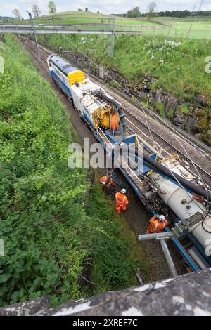 The Balfour Beatty drain train being used to jet drains to unblock ...