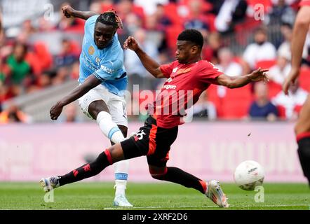 Amad Diallo of Manchester United has a shot at goal during the Premier ...