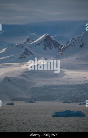 Beautiful Nature Wallpaper Antarctica Sweeping Snow and Ice Glacier and ...