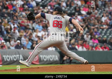 Atlanta Braves pitcher Grant Holmes delivers in the third inning of a ...