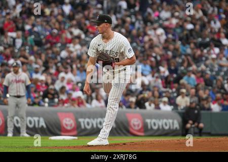 Colorado Rockies' Tanner Gordon throws against the Arizona Diamondbacks ...