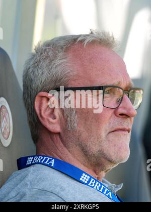 Uwe Stöver (SV Wehen Wiesbaden, Geschäftsführer) vor dem Spiel, ESP, SV ...