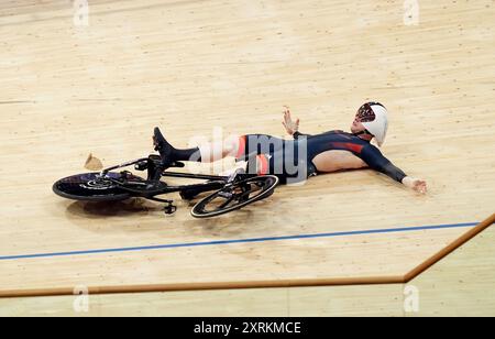 Great Britain's Jack Carlin crashes during the Men's Keirin Final at ...