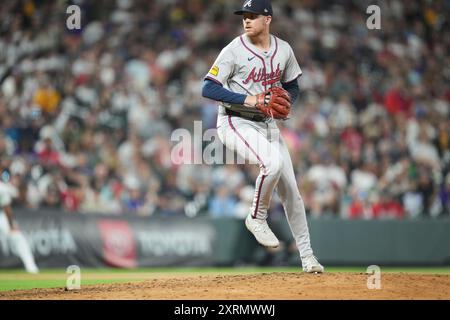Atlanta Braves pitcher Pierce Johnson delivers in the seventh inning of ...