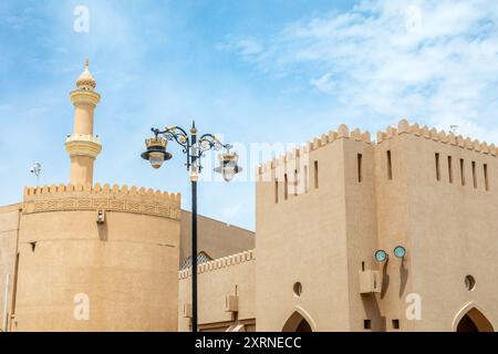 Walls and towers of Nizwa old town, Nizwa, sultanate Oman Stock Photo ...