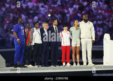 (L-R) Mijain Lopez Nunez (CUB), Eliud Kipchoge (KEN), Djankeu Ngamba (RPC), IOCThomas Bach IOC ...