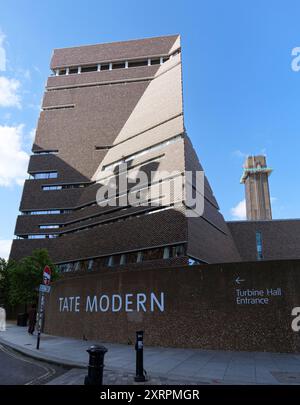 tate modern, bricks Stock Photo - Alamy