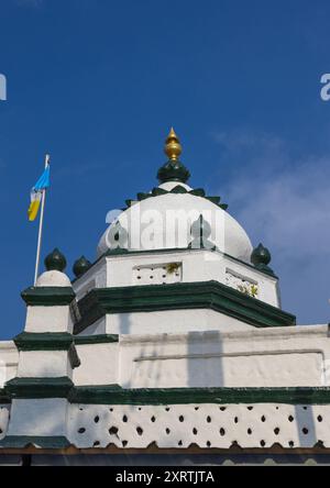 Mosque in little India area, Penang island, George Town, Malaysia Stock ...