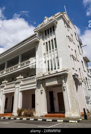 Mercantile Bank heritage building in the British colonial-era ...