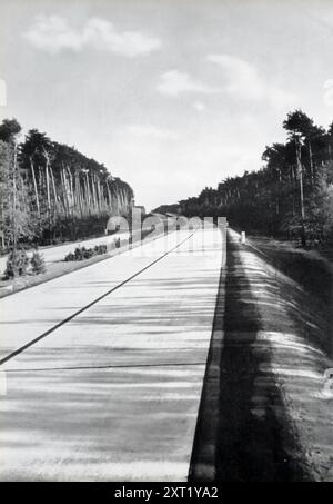 Construction of autobahn Germany 1930s Stock Photo - Alamy