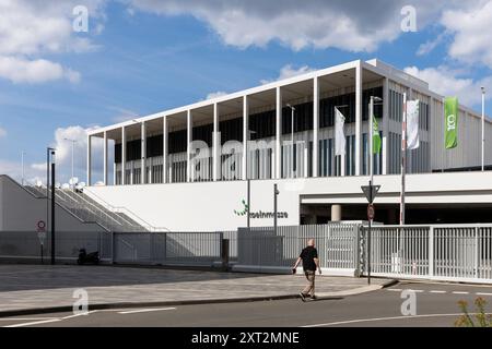 Koelnmesse's new Confex congress centre in the Deutz district of ...